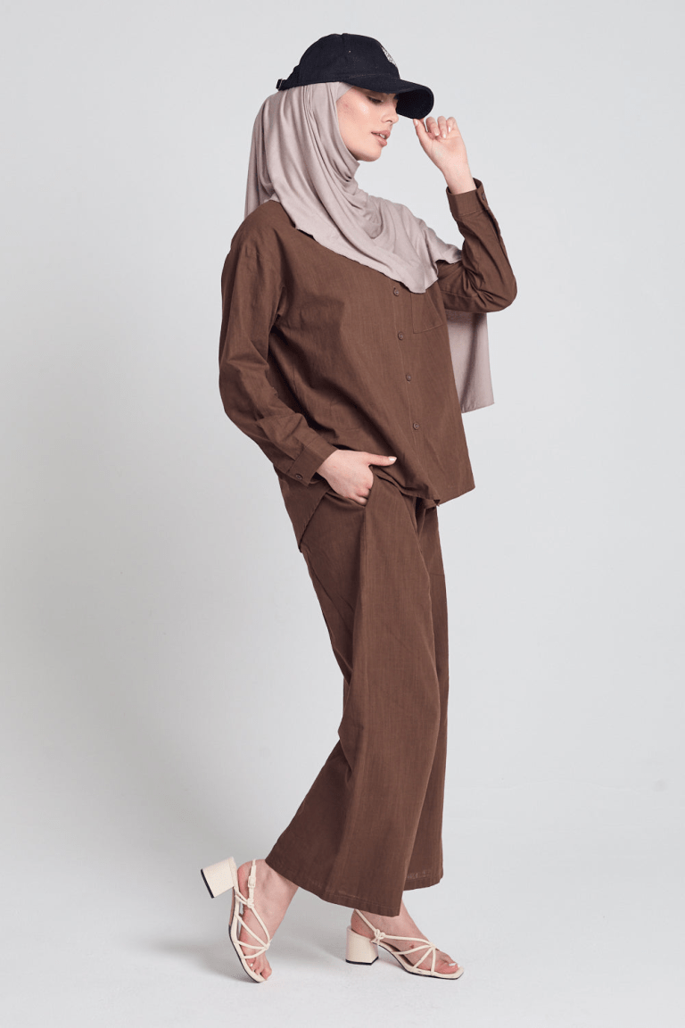 Azrah Shop – Abayas, Thobes, Fragrances & Gift Sets